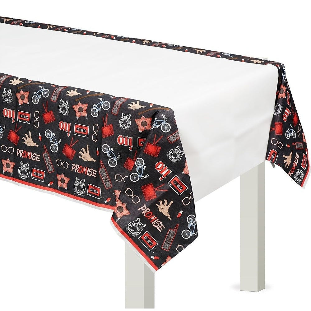 Table Cover - Stranger Things – Party Stuff